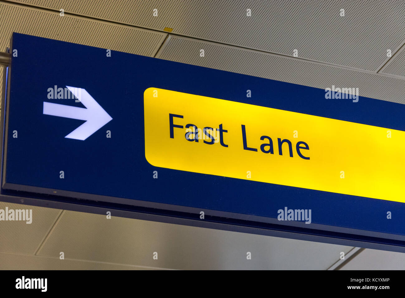 Fast lane Banque de photographies et d’images à haute résolution - Alamy