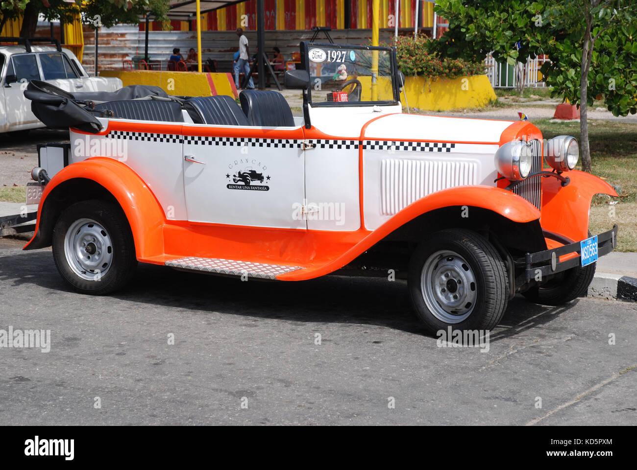 Oldtimer oldtimer oldtimer oldtimer oldtimer oldtimer oldtimer Banque ...