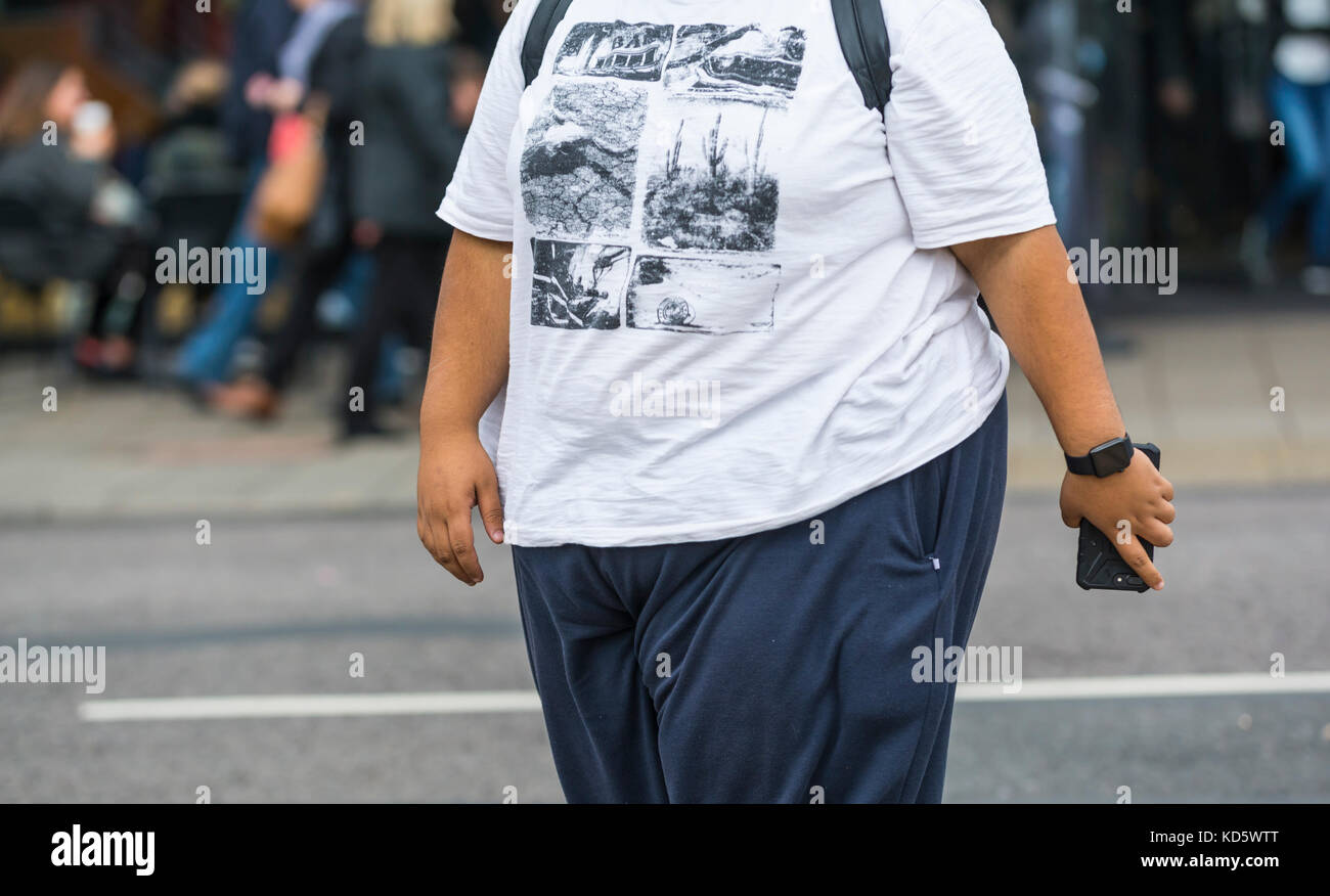Obese Person Walking Banque d'image et photos - Alamy