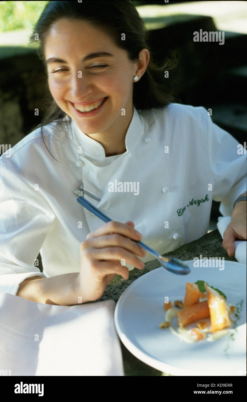 Elena arzak chef Banque de photographies et d’images à haute résolution ...