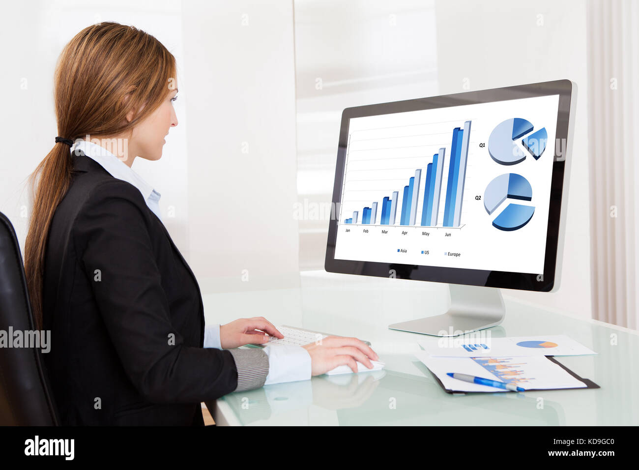 Bureau de renseignement Banque de photographies et d’images à haute ...