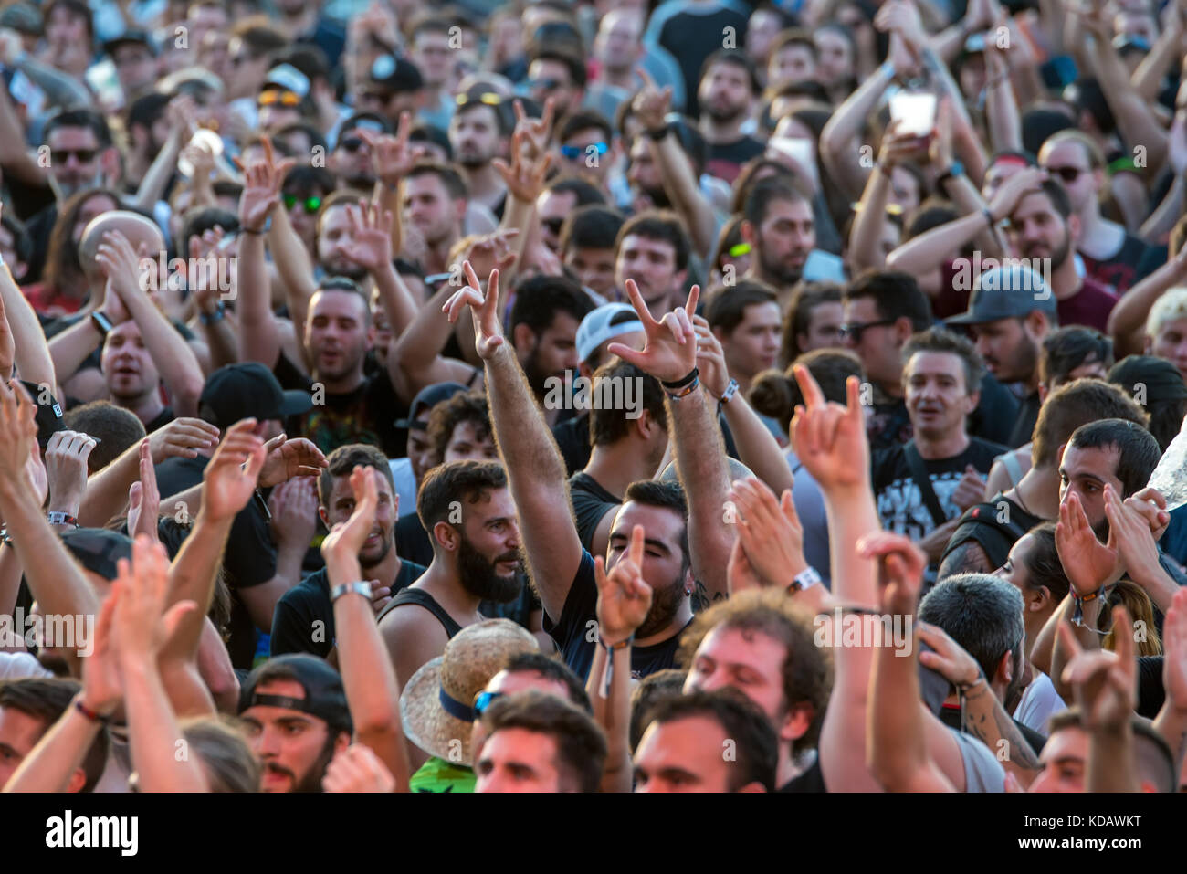 MADRID - 23 juin : la foule lors d'un concert à télécharger (heavy ...