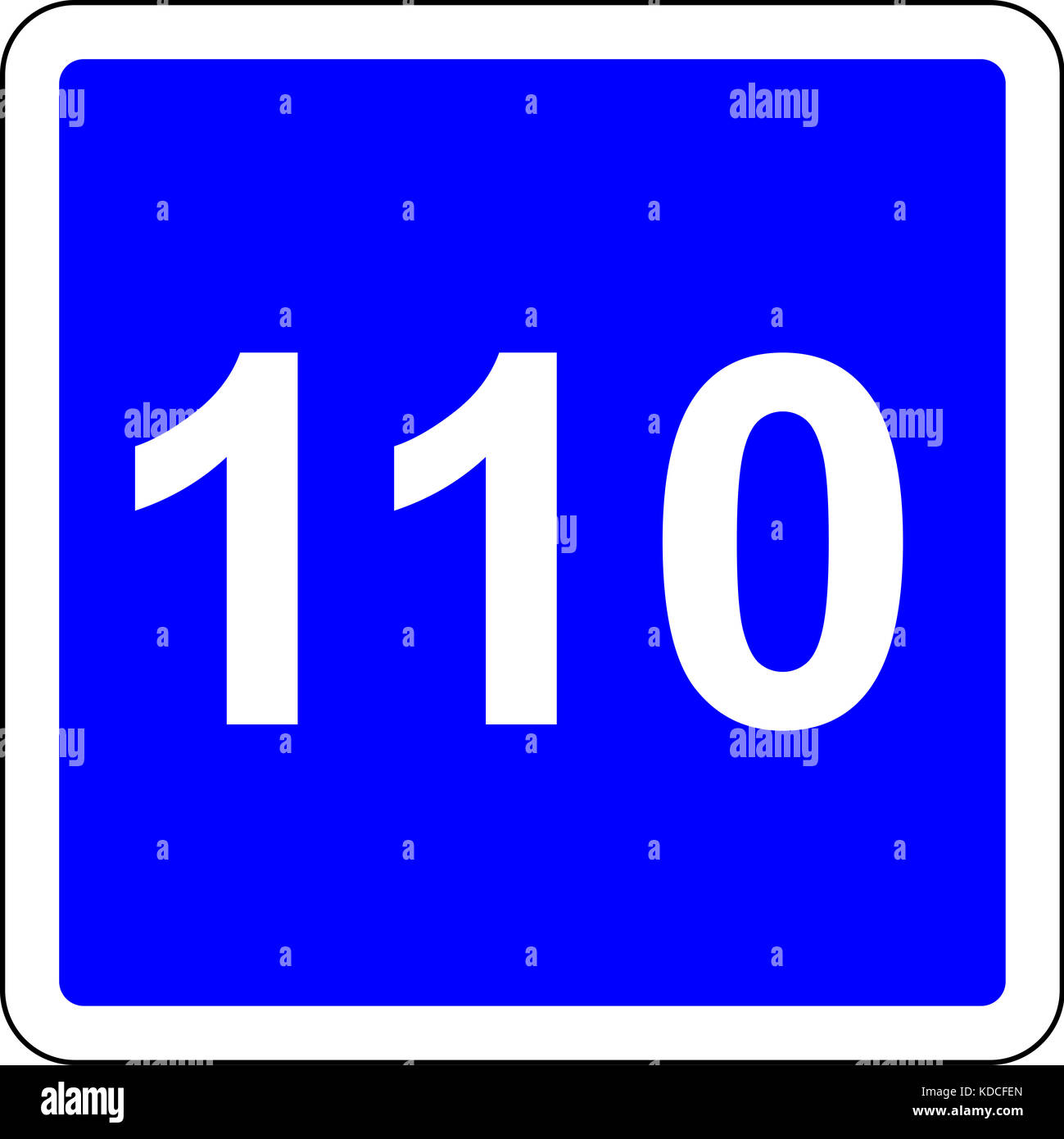 Panneau routier avec des suggestions de vitesse 110 km/h Photo Stock ...