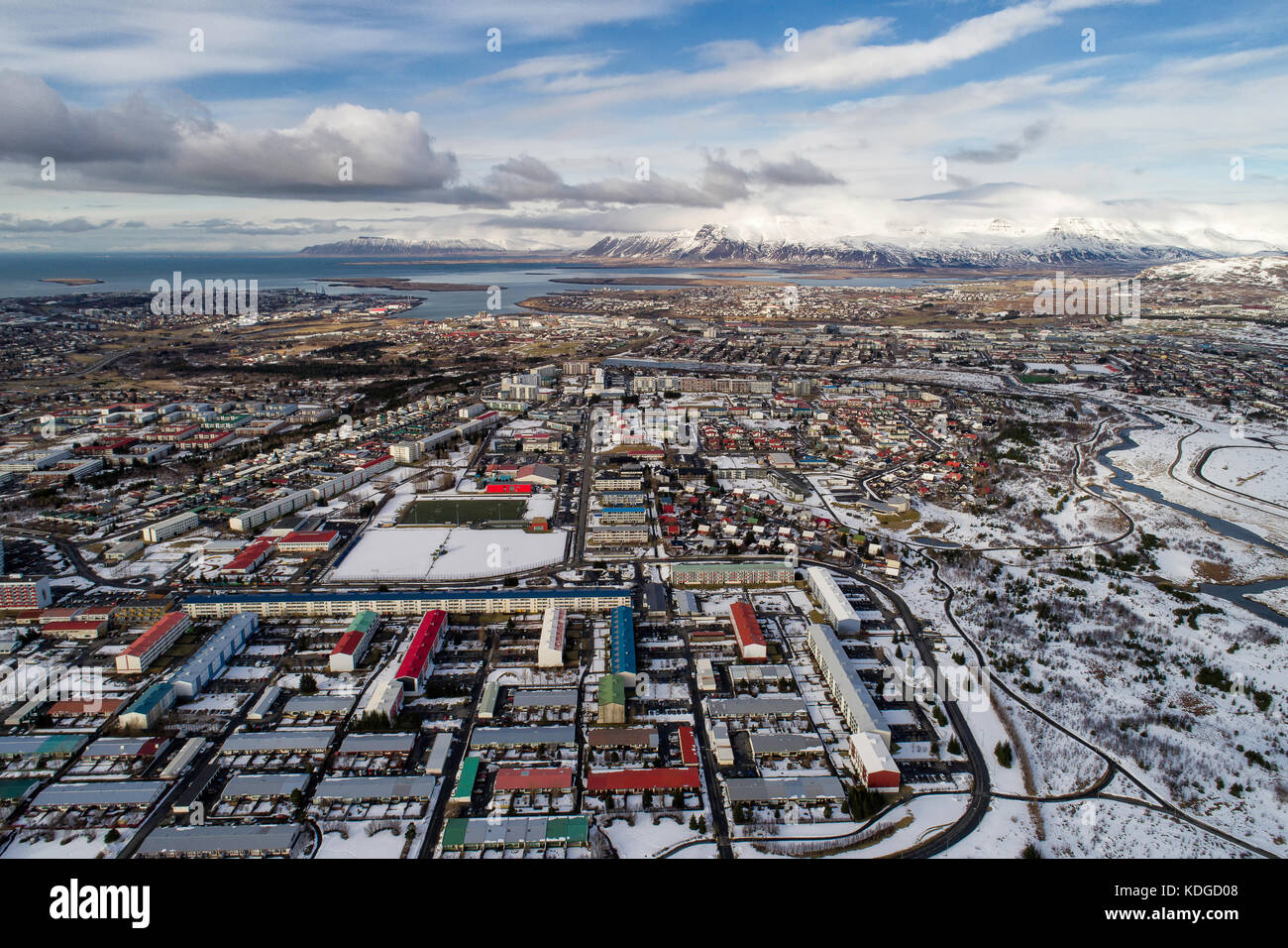 Vue aérienne de la ville de Reykjavik, la capitale de l'Islande, la ...