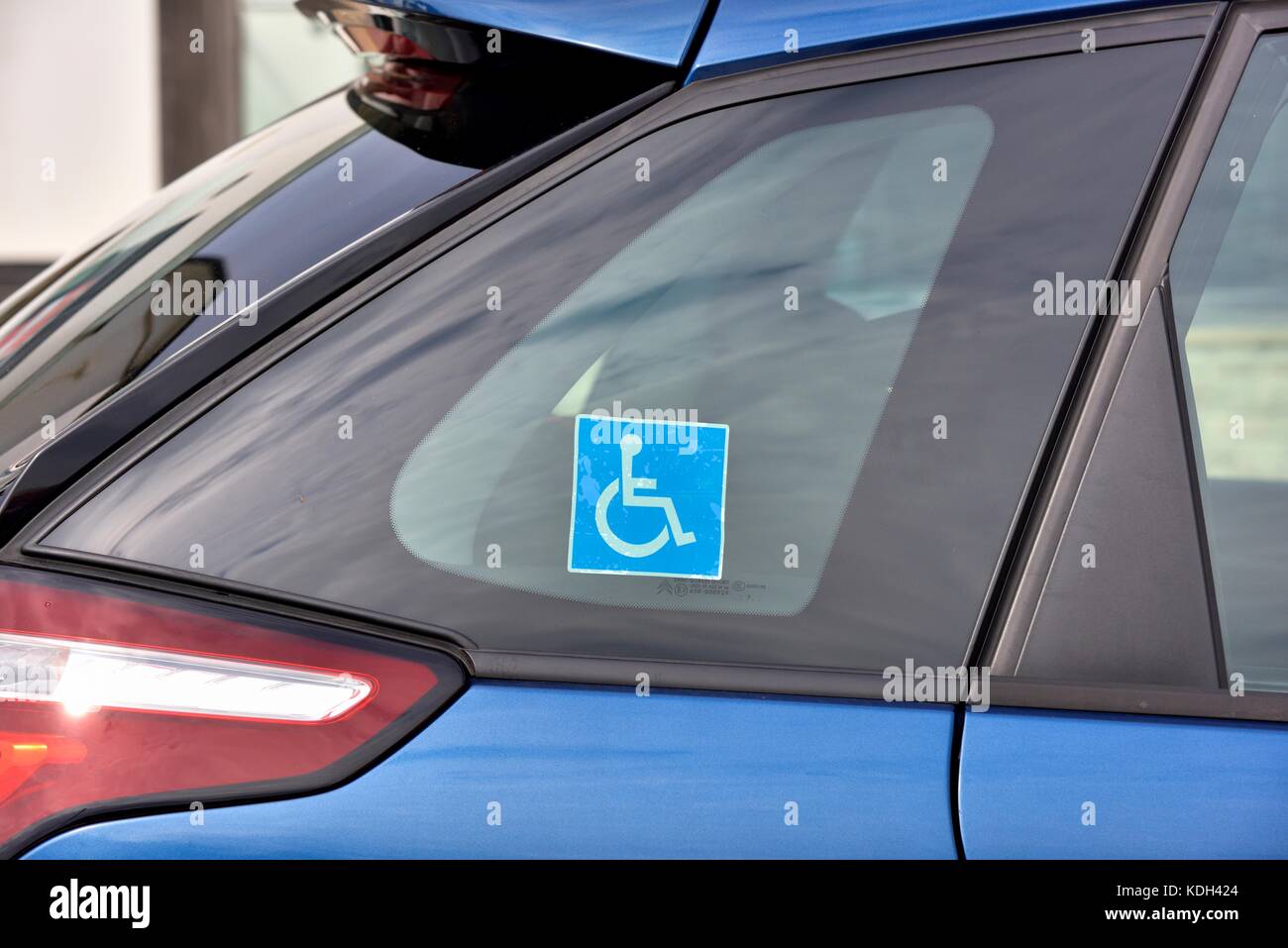 Disability car window sticker Banque de photographies et d’images à ...