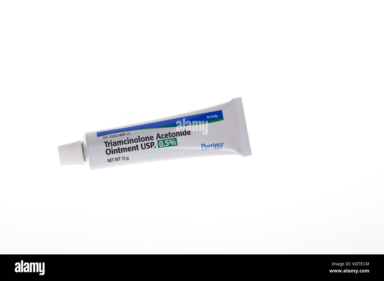 Tube d'acétonide de triamcinolone pommade par Perrigo sur fond blanc ...