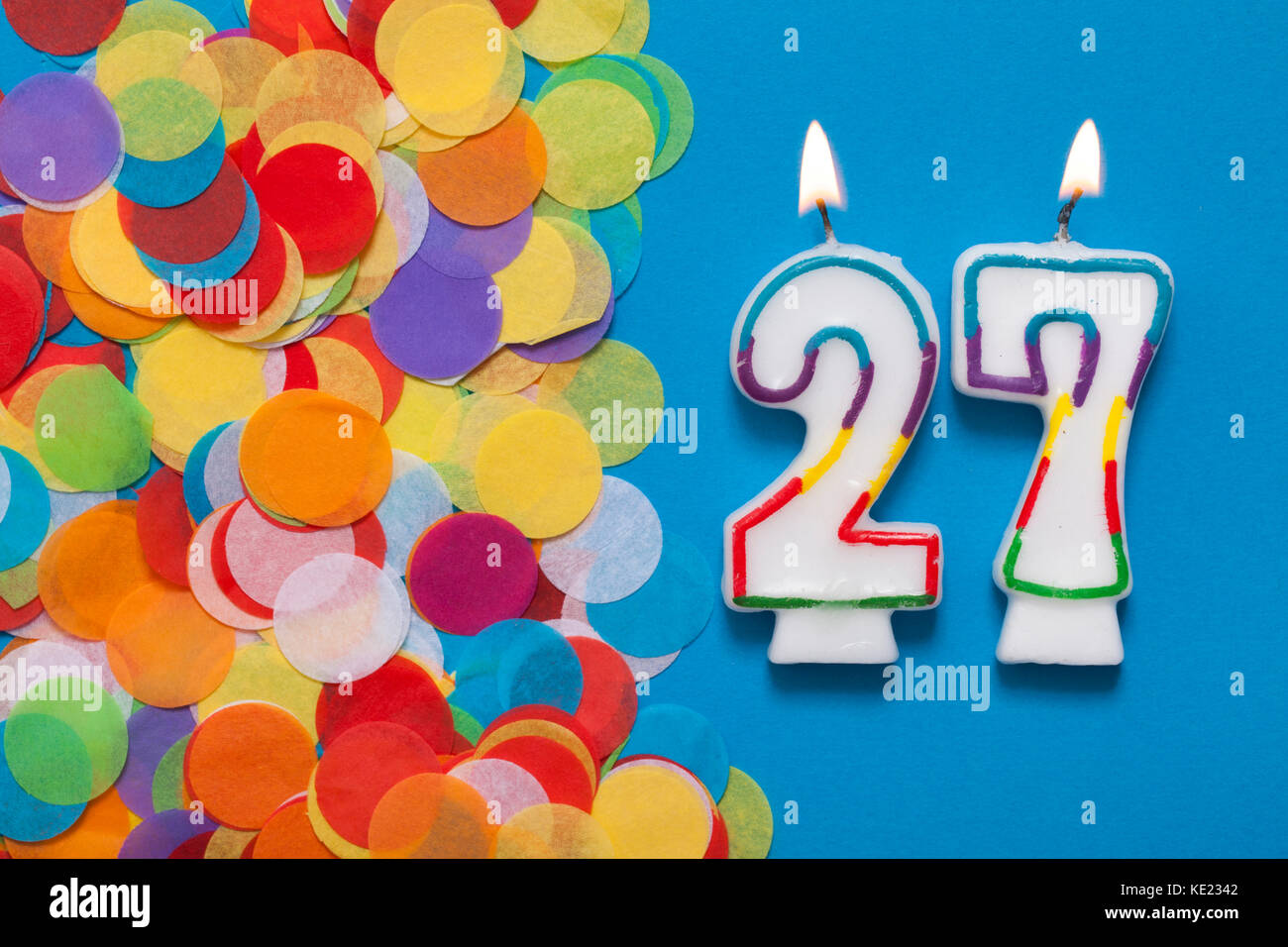 Birthday candle number 27 flame Banque de photographies et d’images à ...