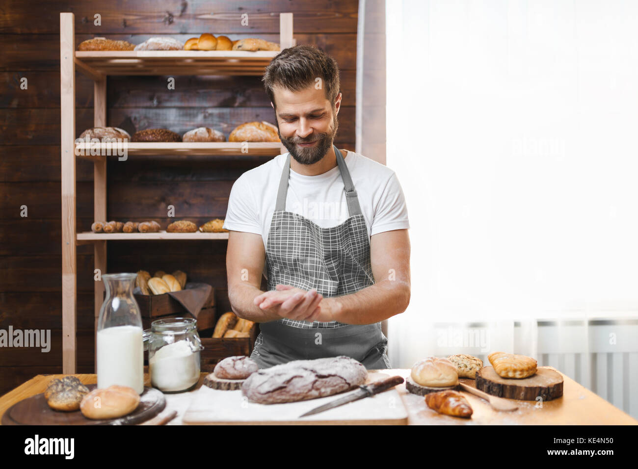 Pain Industriel Banque d'image et photos - Alamy