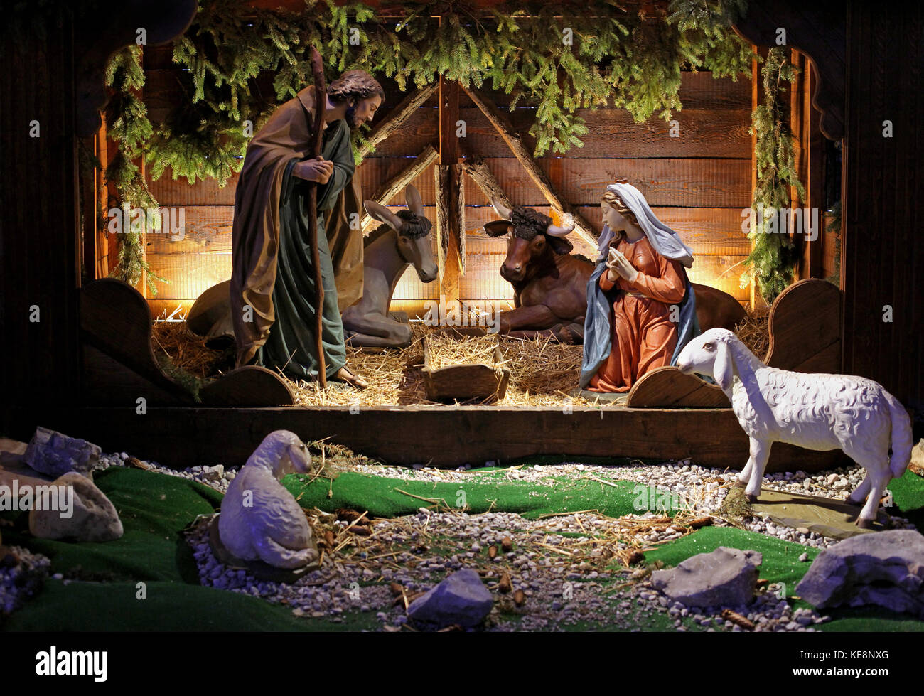 Religieux Autochtones bible scène avec la naissance de Jésus Photo ...
