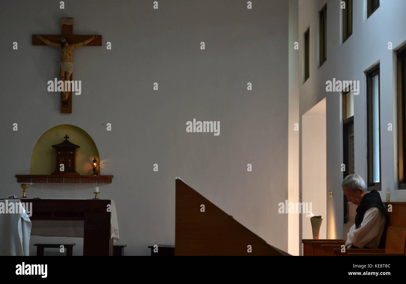 Moine trappiste Banque de photographies et d’images à haute résolution ...