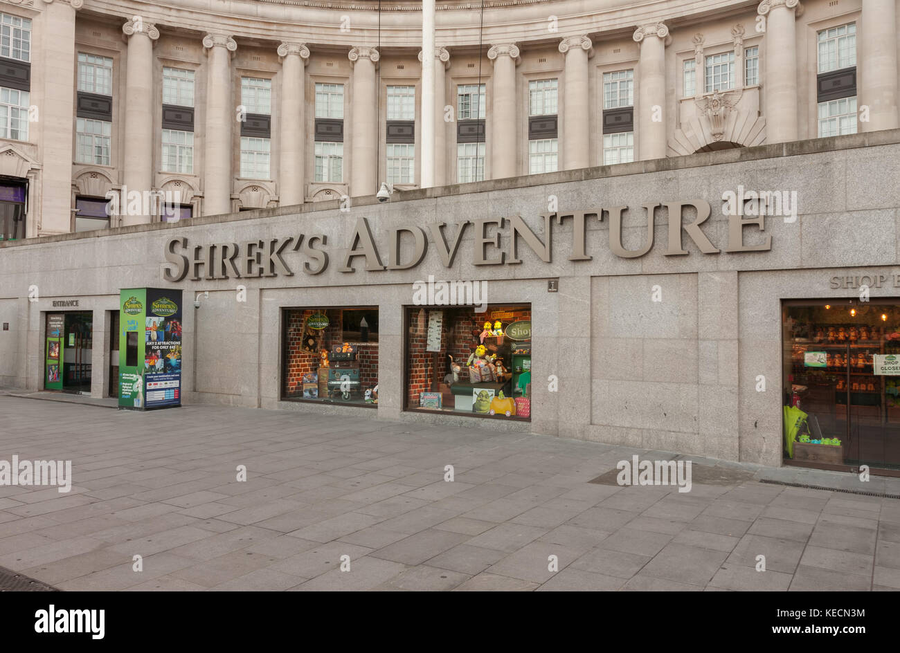 Shrek character Banque de photographies et d’images à haute résolution ...