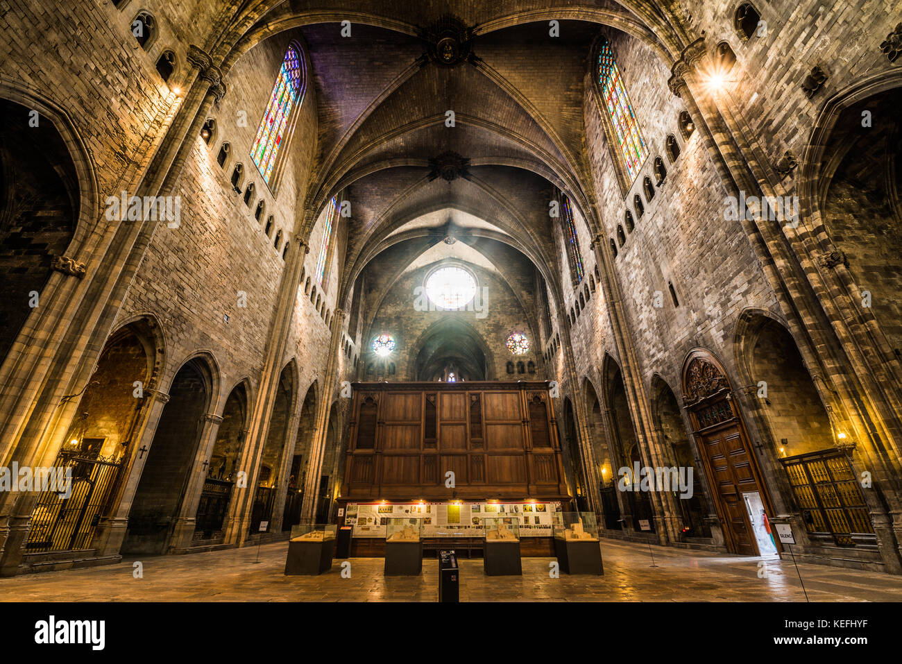 Girona cathedral interior Banque de photographies et d’images à haute ...