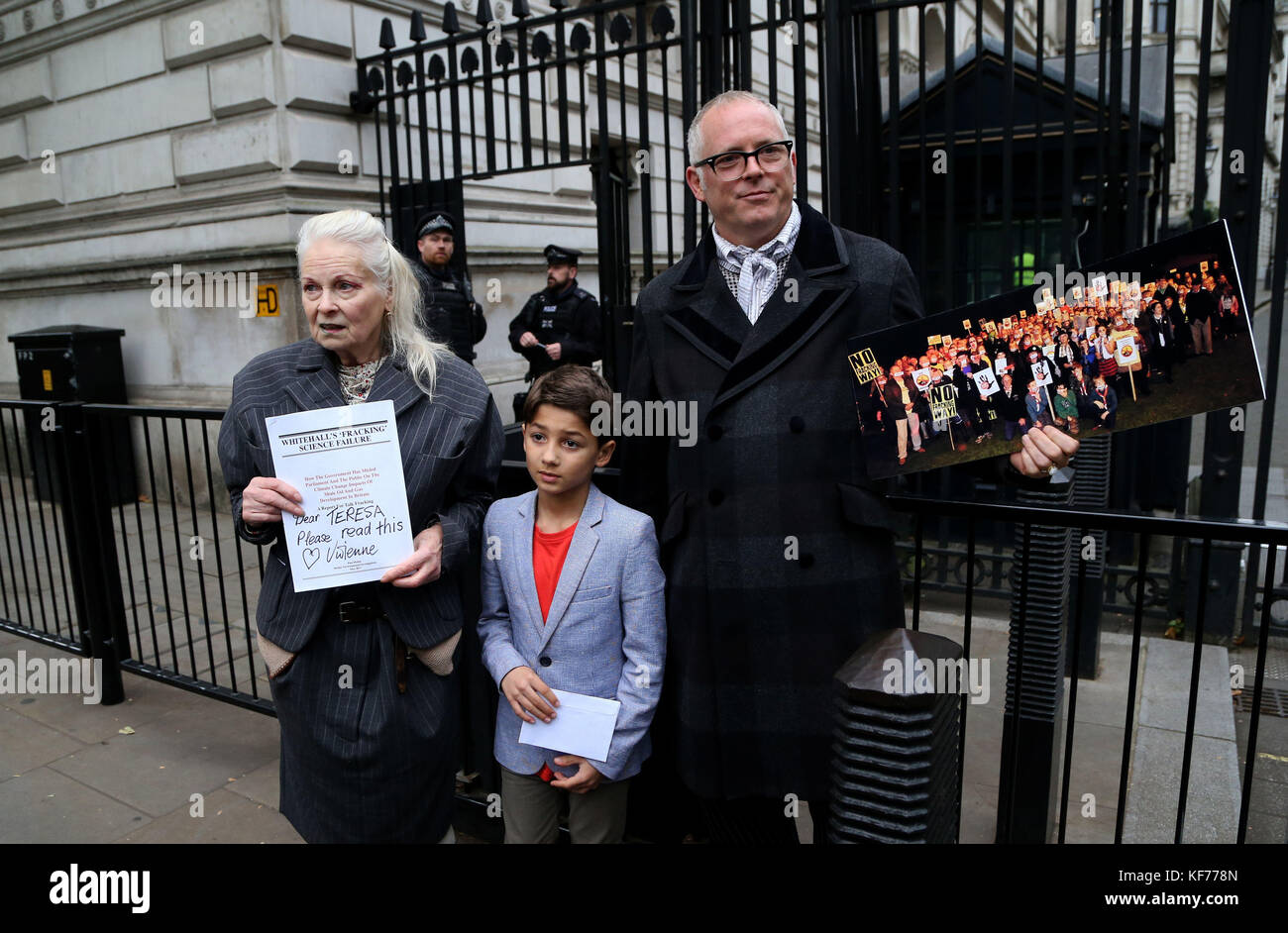 Oliver Simpson, neuf ans, qui a écrit à la première ministre Theresa ...