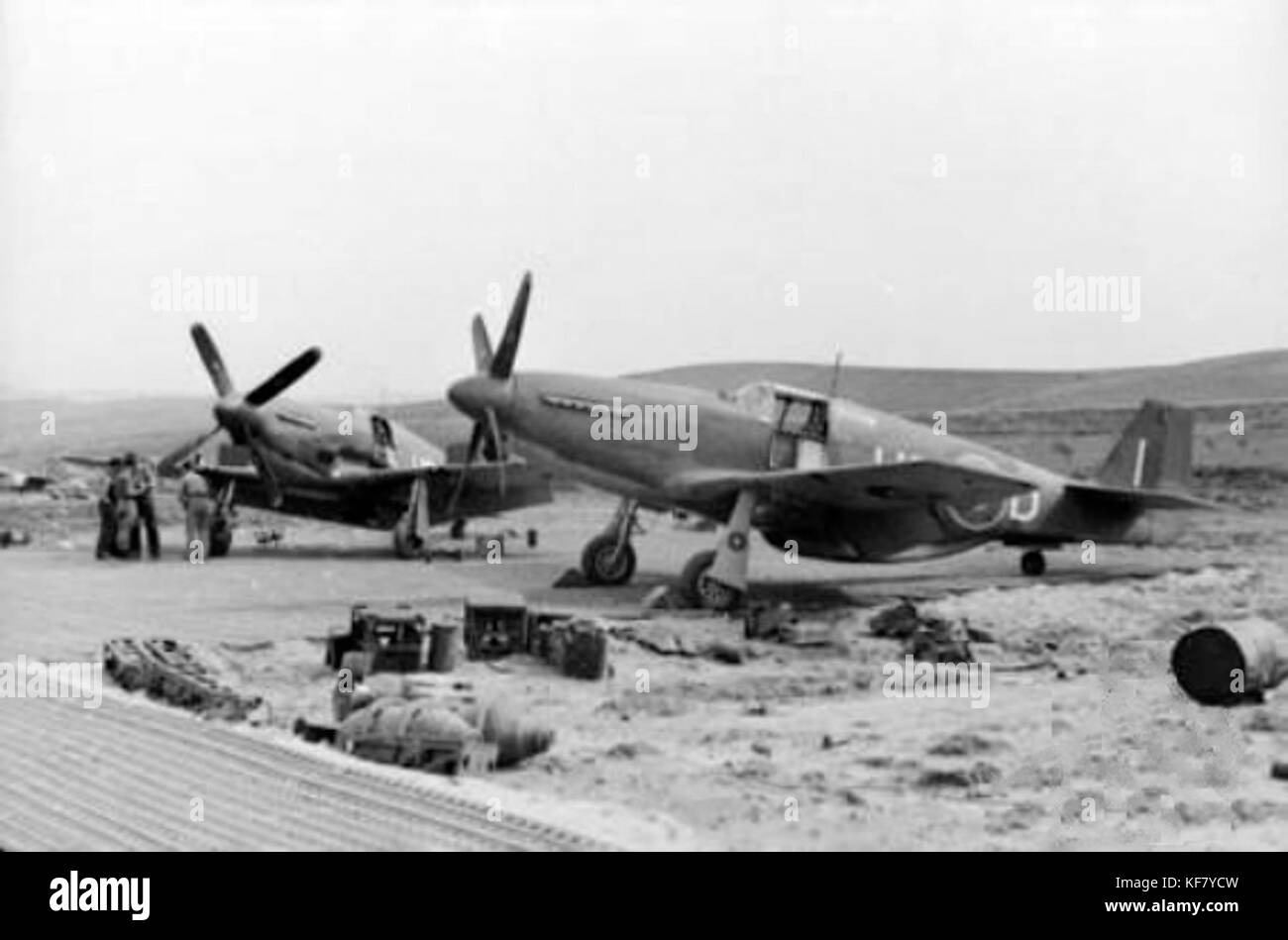 Raf mustang wwii fighter Banque de photographies et d’images à haute ...