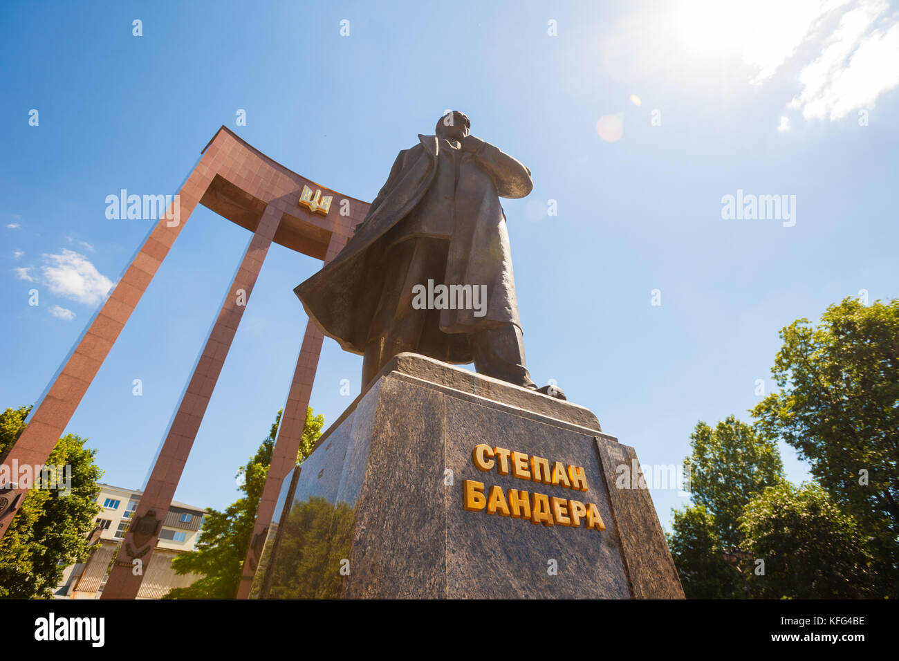 Statue de stepan bandera Banque de photographies et d’images à haute ...