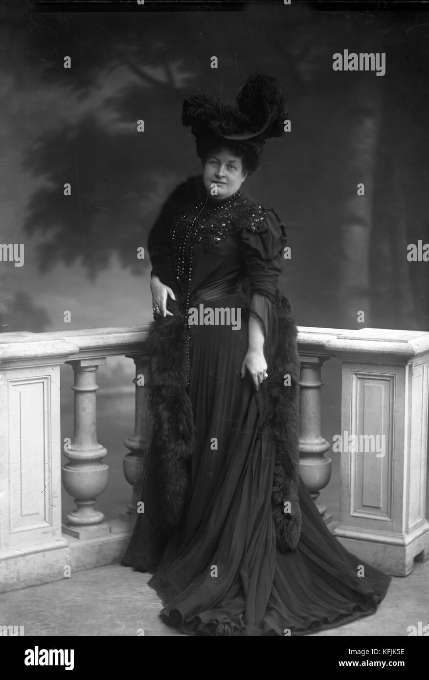 Herminie de la Brousse de Verteillac, princesse de Léon, elle devient ...