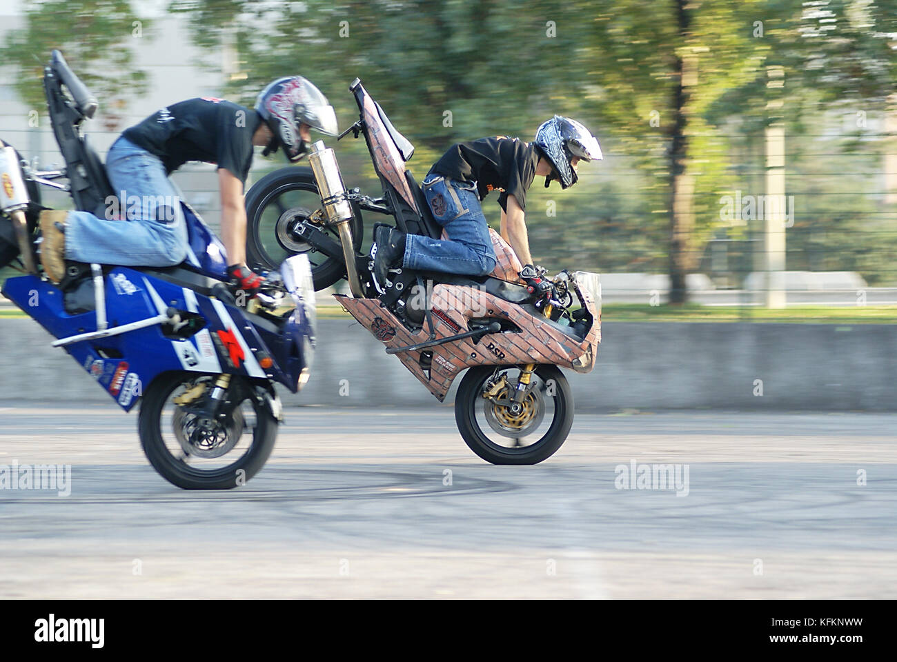 Cascadeur double Banque de photographies et d’images à haute résolution ...