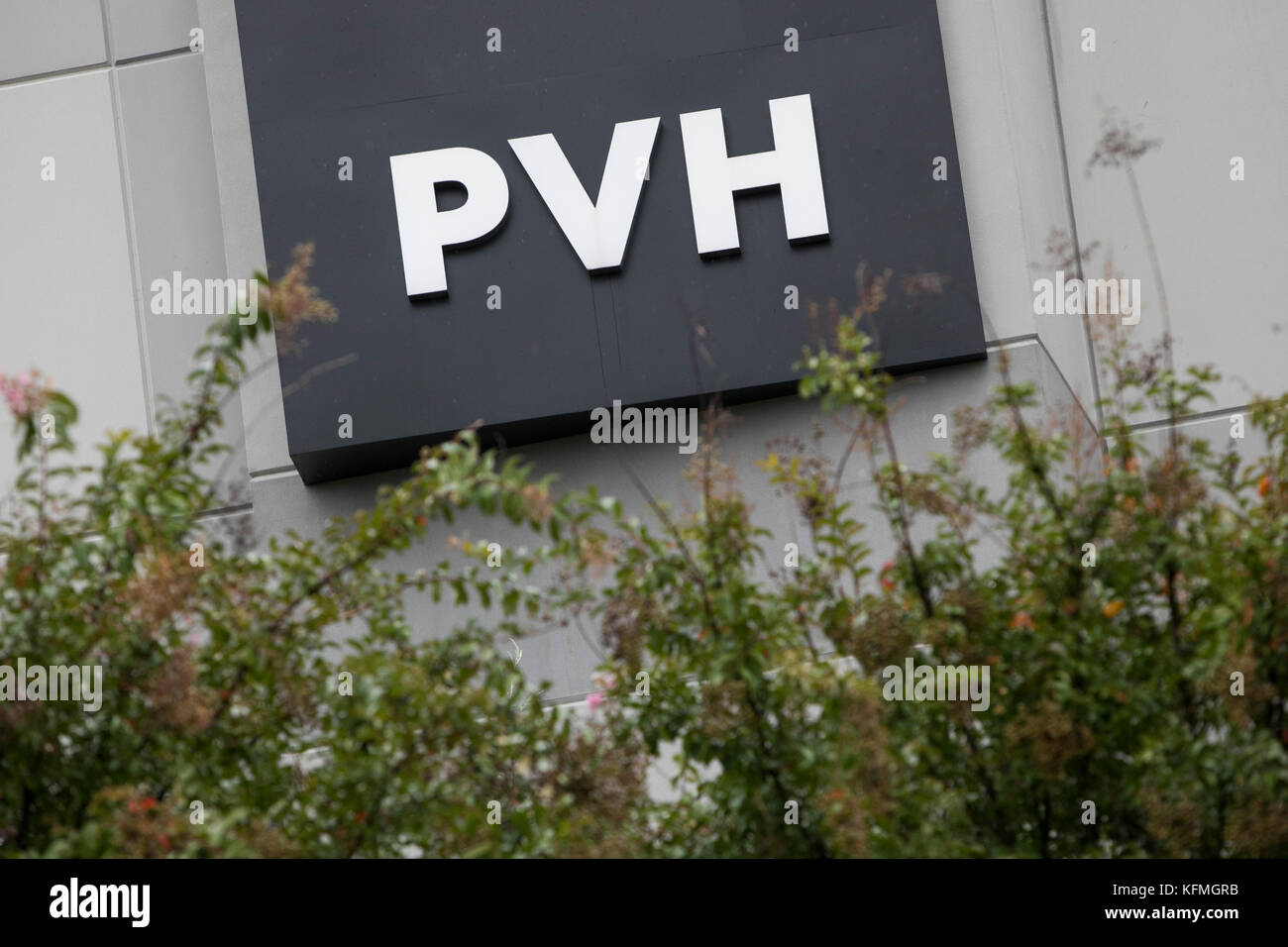 Pvh logo Banque de photographies et d’images à haute résolution - Alamy