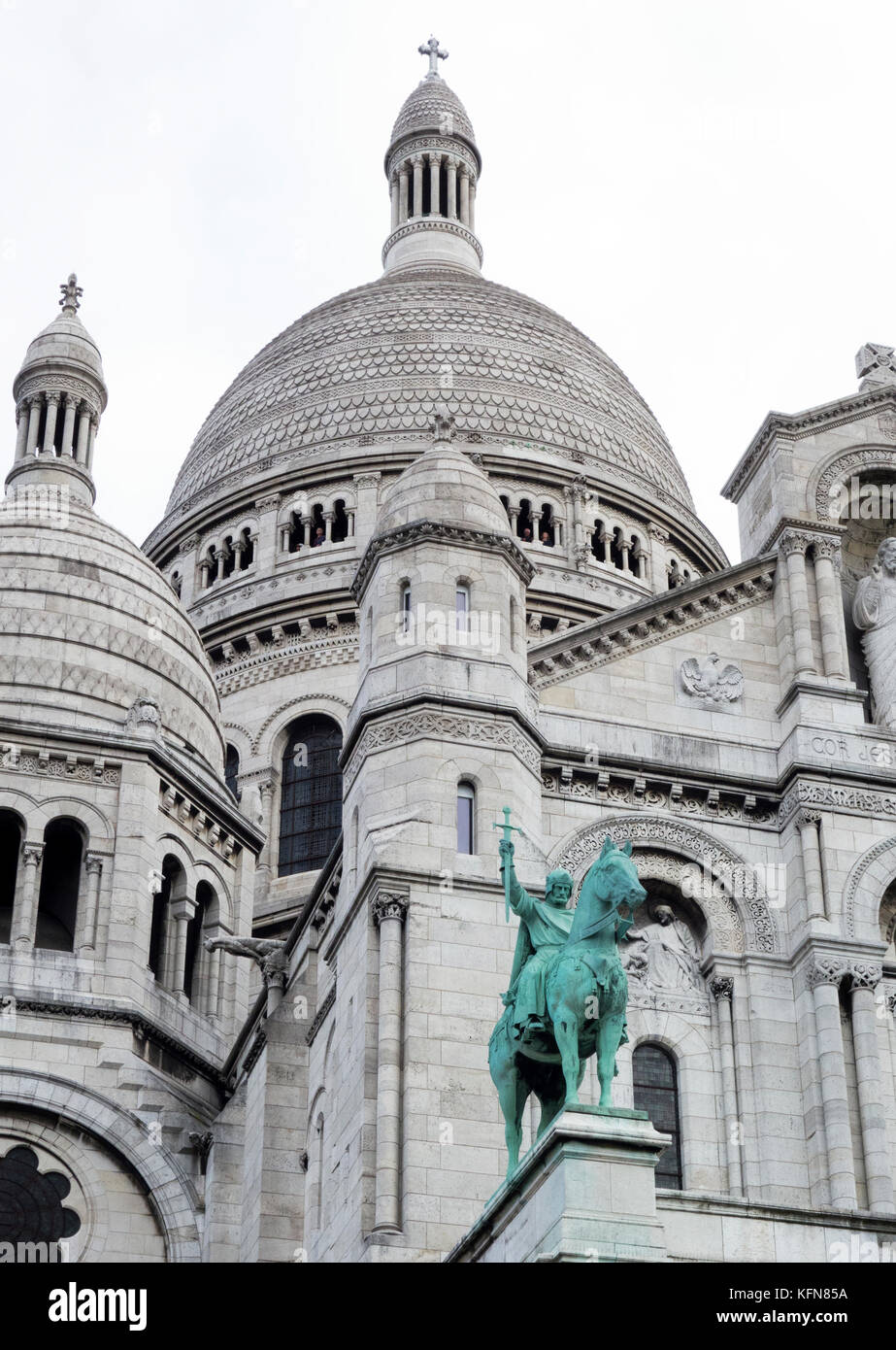 Statue du roi louis ix de france Banque de photographies et d’images à ...