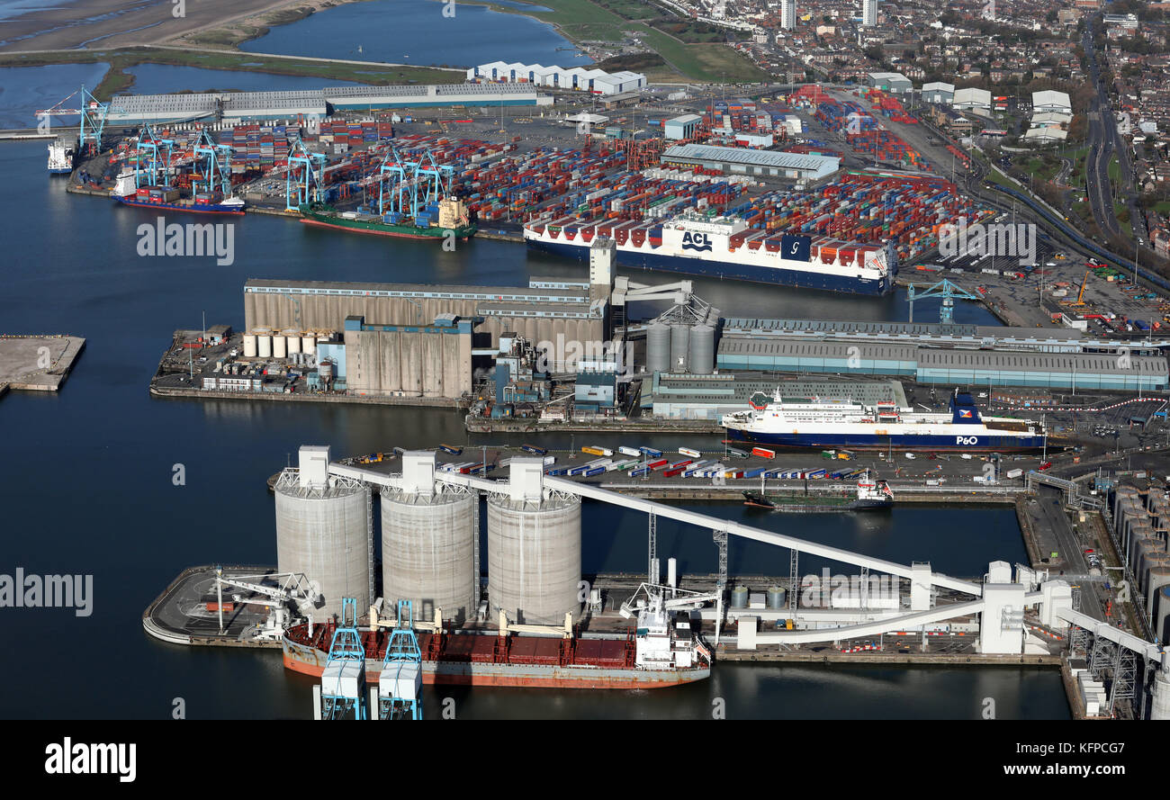 Liverpool container terminal Banque de photographies et d’images à ...