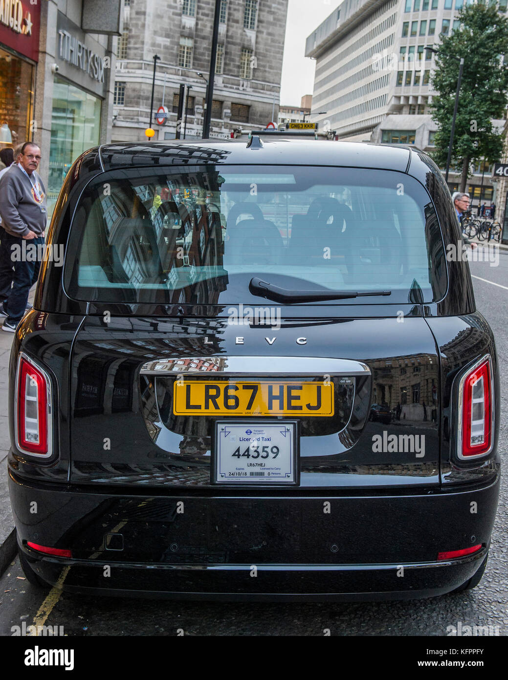 Tx4 cab Banque de photographies et d’images à haute résolution - Alamy