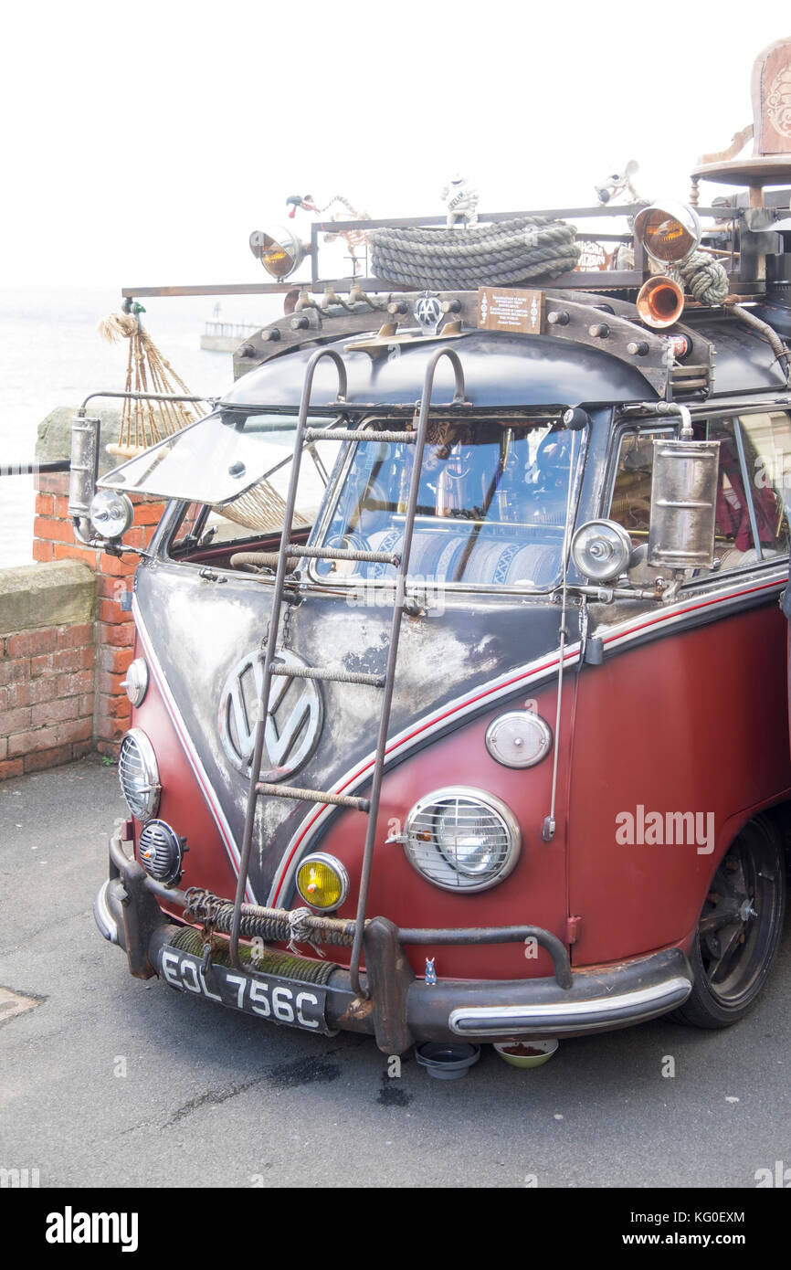 Steampunk camper van Banque de photographies et d’images à haute ...