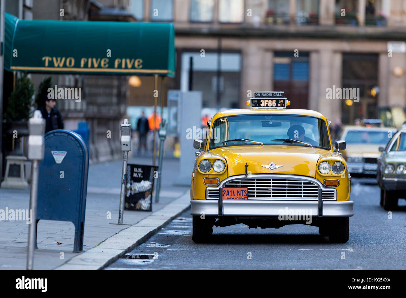 1980s new york taxi Banque de photographies et d’images à haute ...