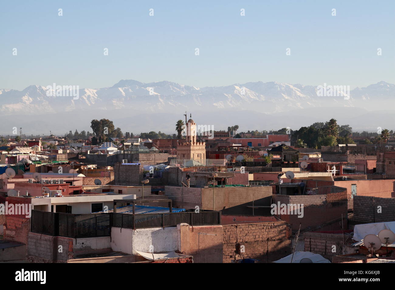 Atlas montagnes marrakech Banque de photographies et d’images à haute ...