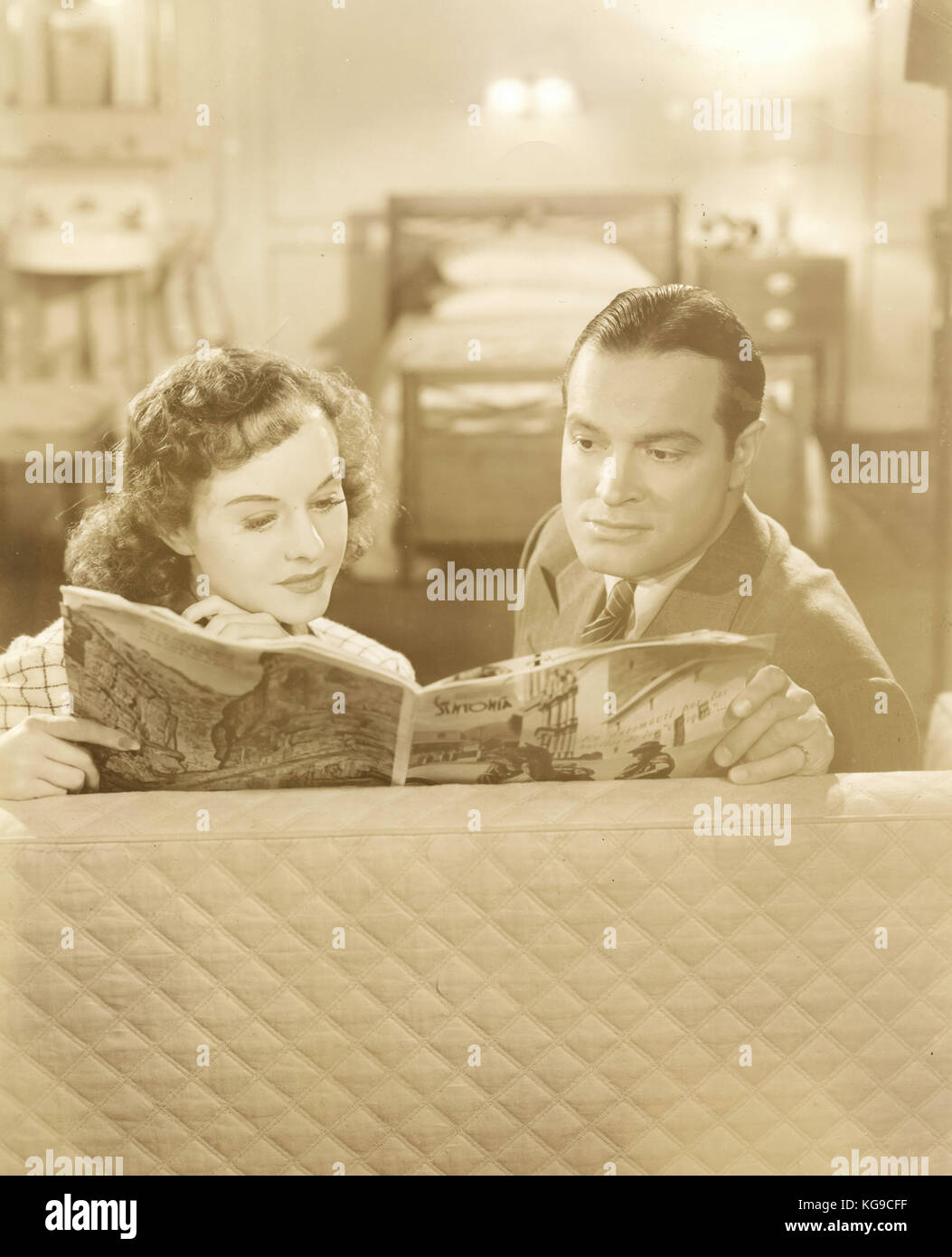 Acteurs Paulette Goddard et Bob Hope dans le film The Ghost Breakers ...