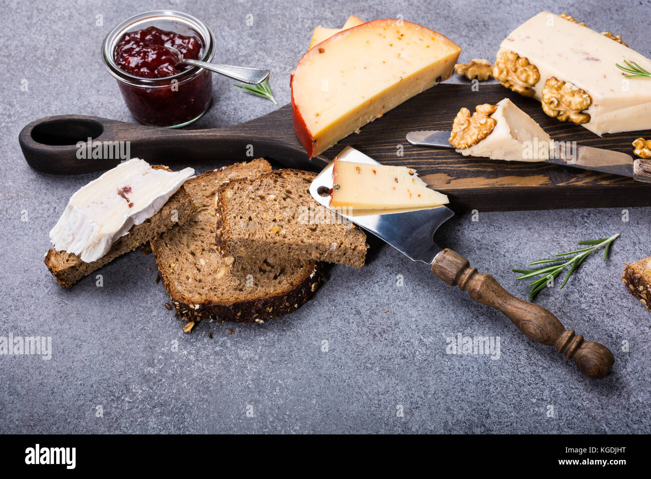 Différents types de fromage Photo Stock - Alamy