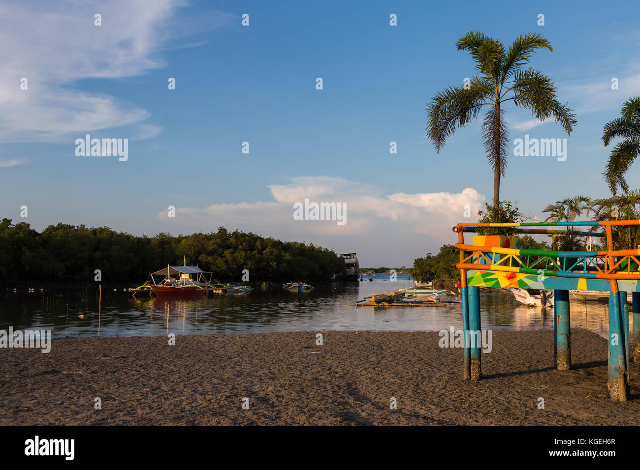 Asie Philippines Cebu Mactan sanctuaire mactan bateaux pompe dans les ...