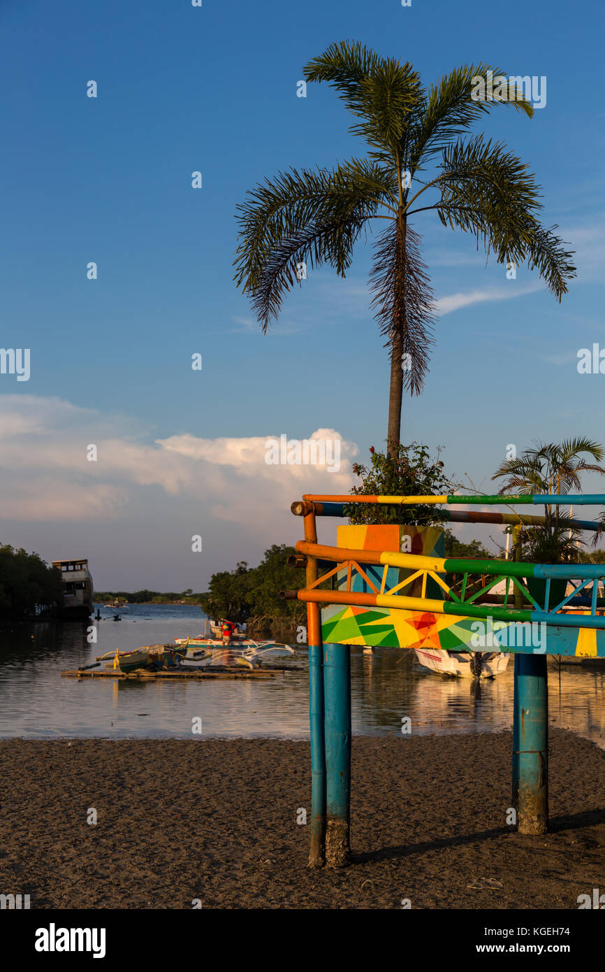 Asie Philippines Cebu Mactan sanctuaire mactan bateaux pompe dans les ...