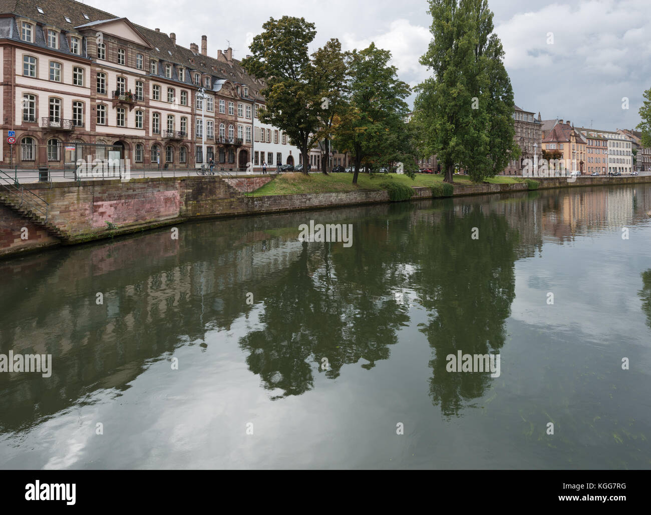 Strasbourg quai saint nicolas Banque de photographies et d’images à ...