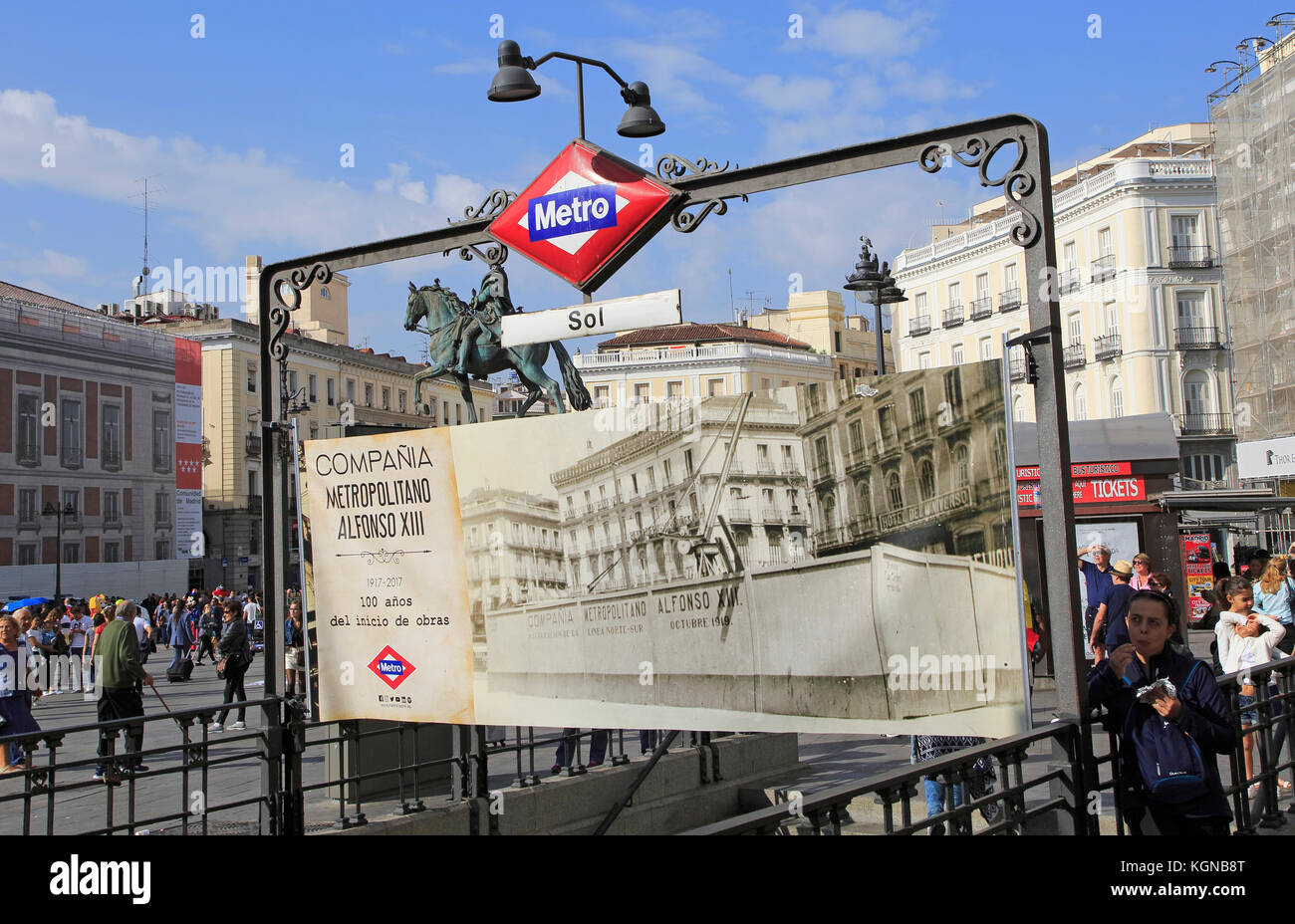 Madrid sol metro station Banque de photographies et d’images à haute ...