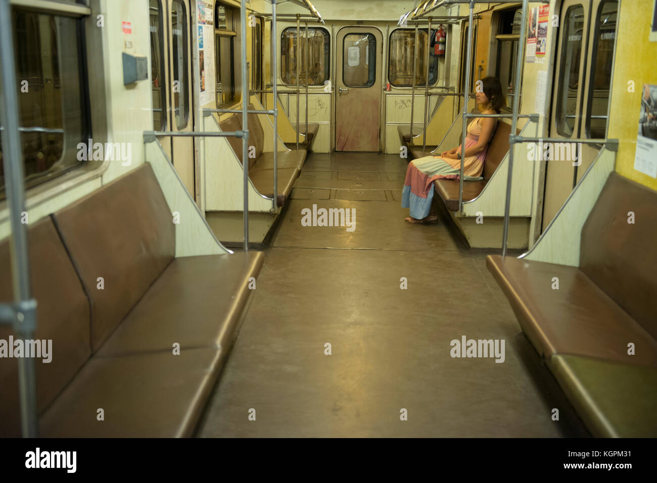 Metro wagon Banque de photographies et d’images à haute résolution - Alamy