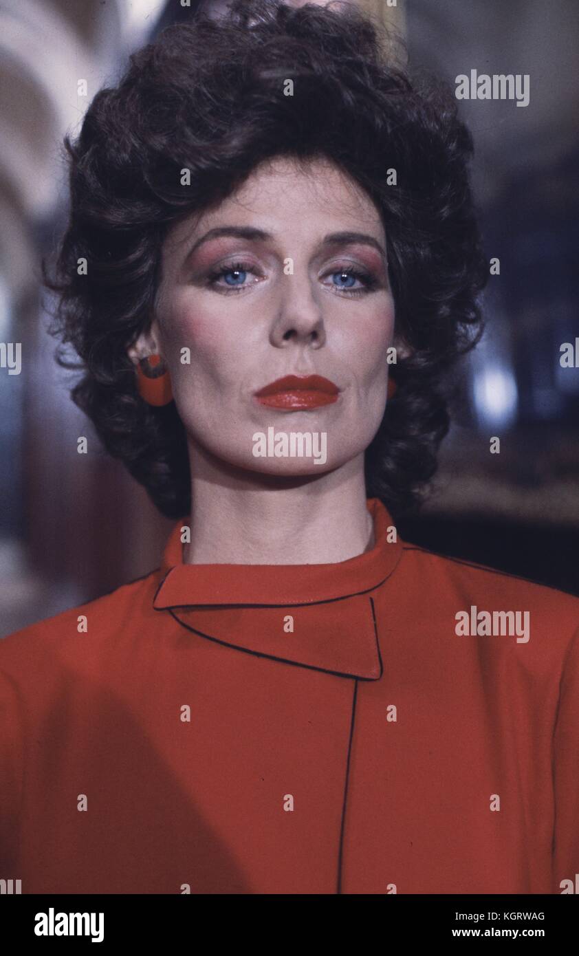 Fiona lewis Banque de photographies et d’images à haute résolution - Alamy