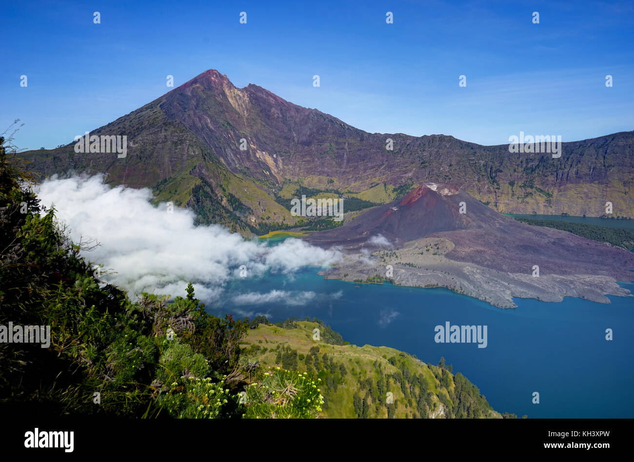 Volcan mont rinjani Banque de photographies et d’images à haute ...