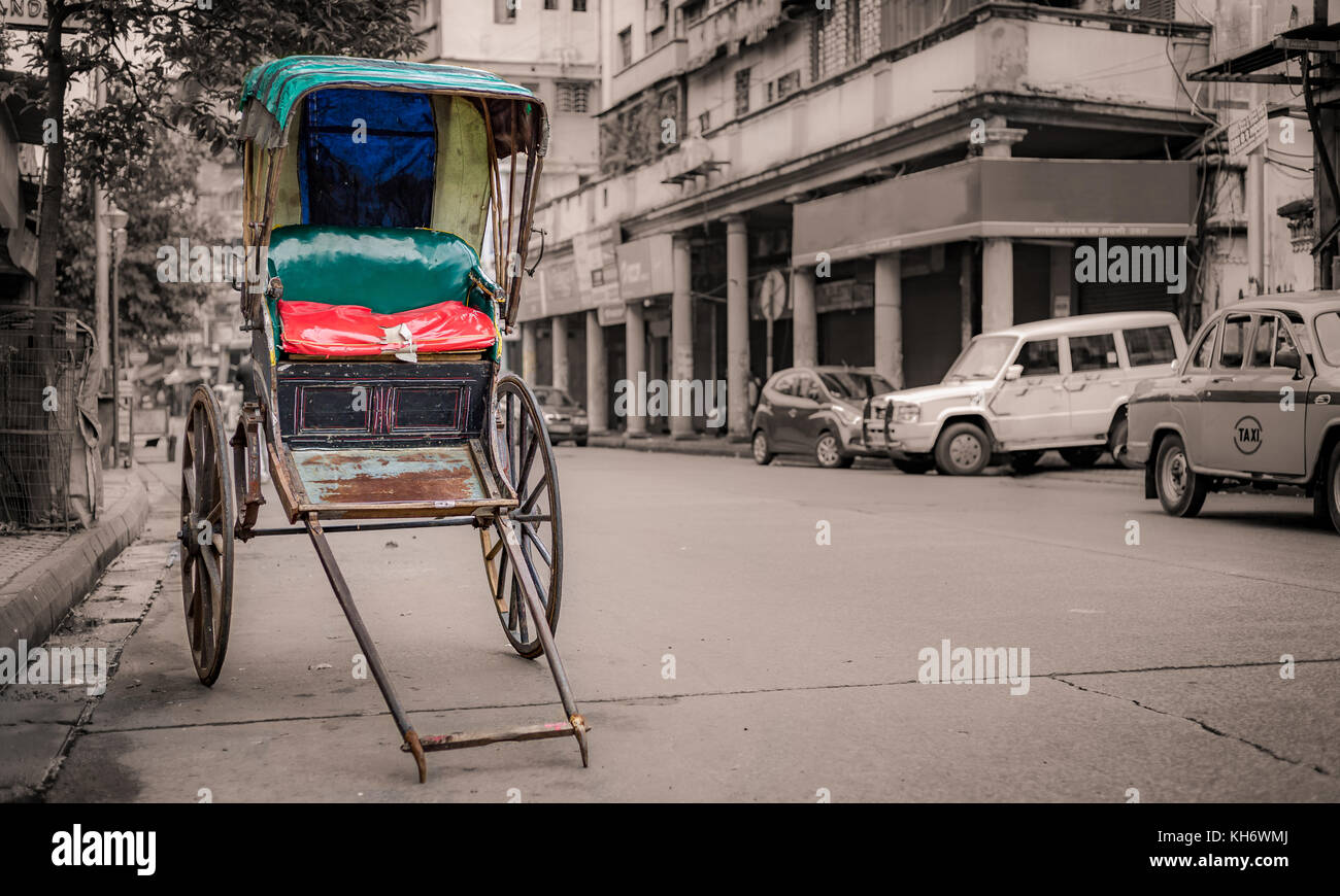 Chariot de pousse pousse vintage Banque de photographies et d’images à ...
