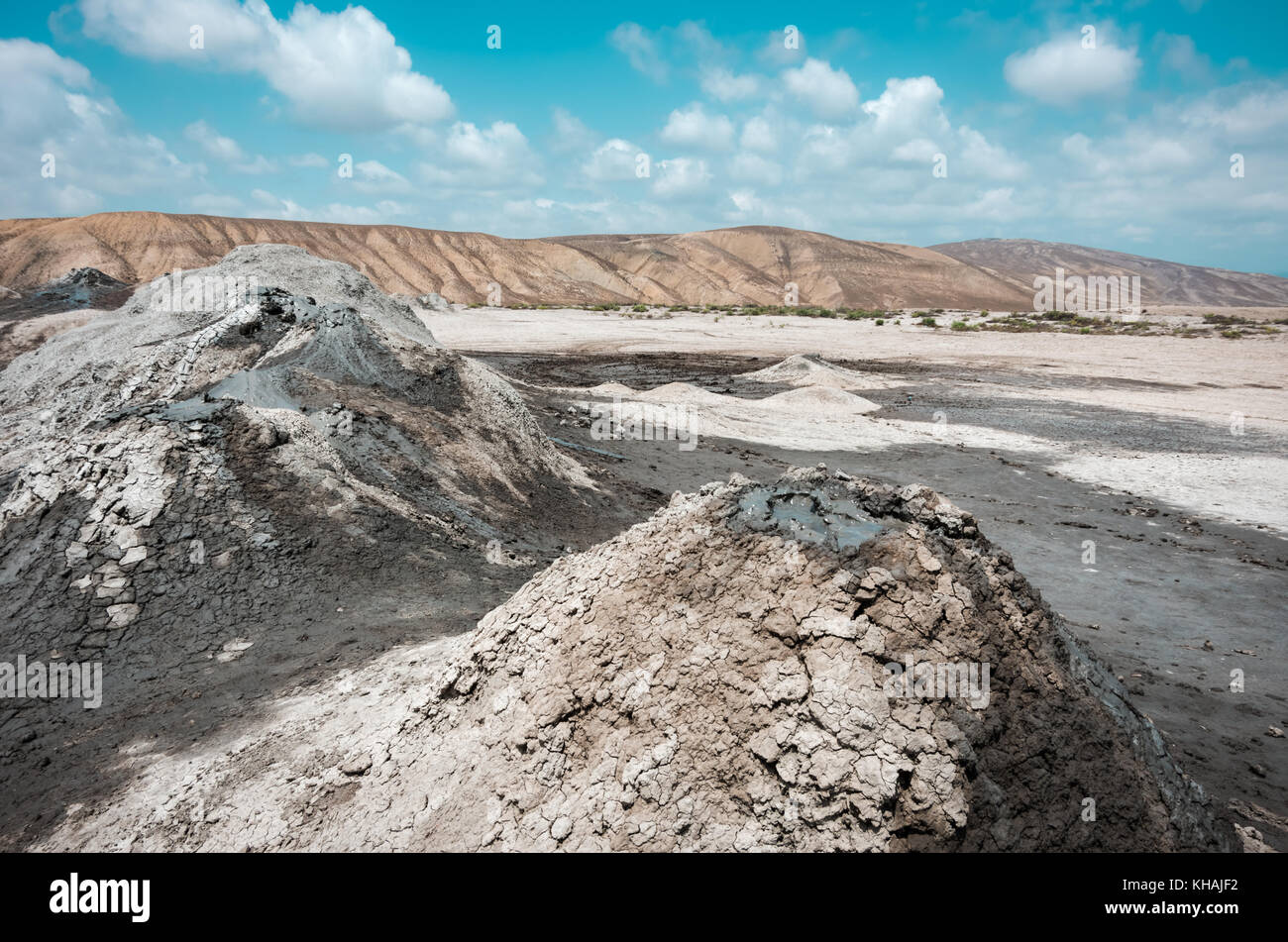 Volcans de boue Banque de photographies et d’images à haute résolution - Alamy