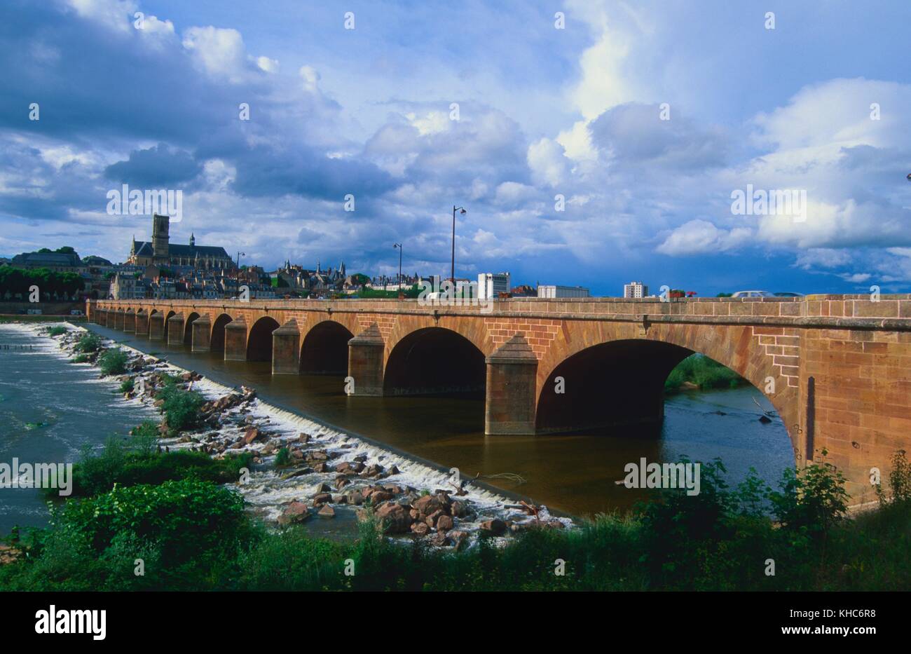 Département nièvre Banque de photographies et d’images à haute ...