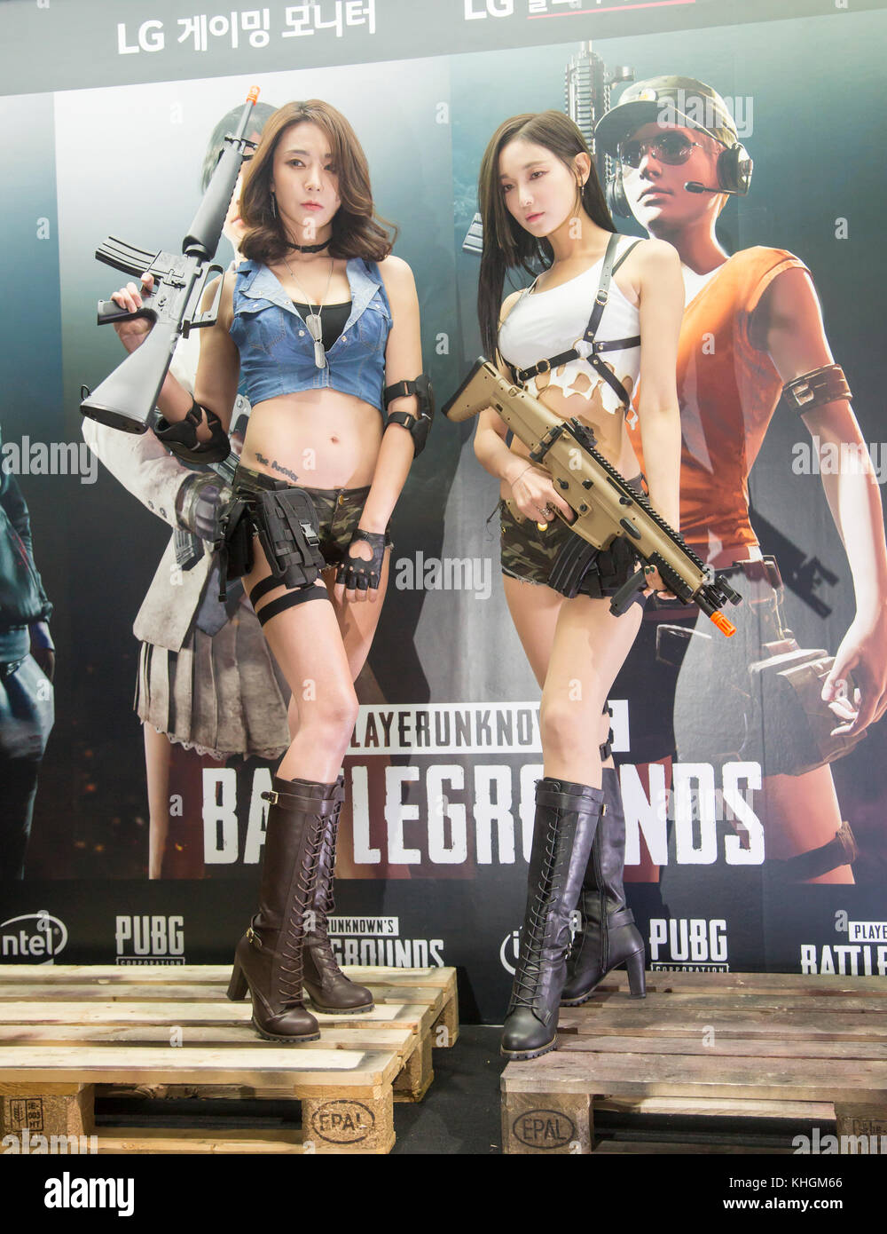 G-Star Global Game Exhibition, 16 novembre 2017 : le personnel de promotion portant les costumes ...