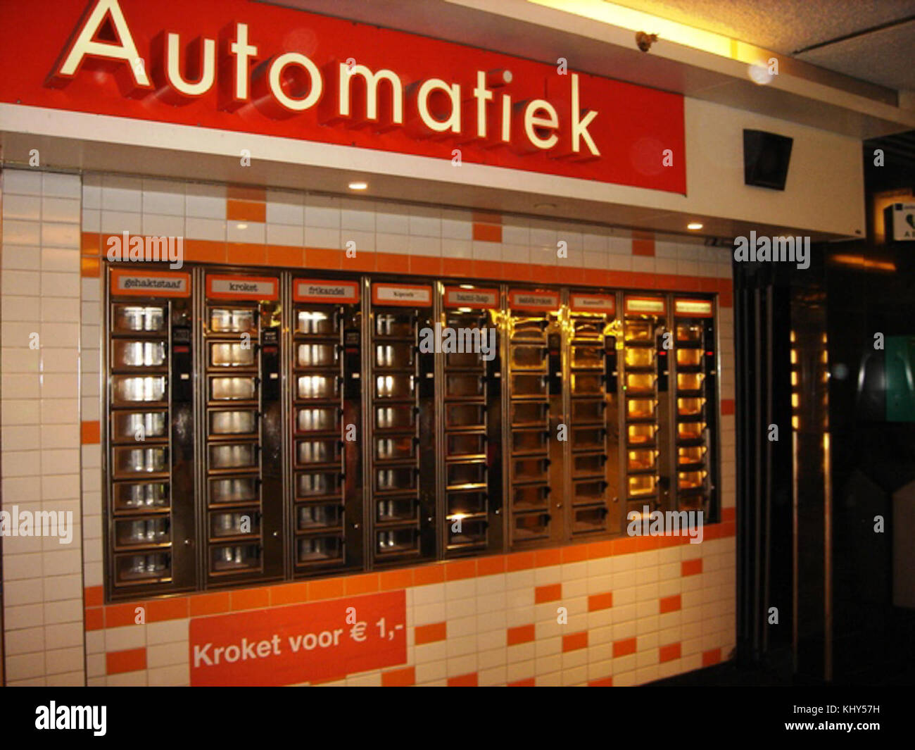 Historic vending machine Banque de photographies et d’images à haute ...