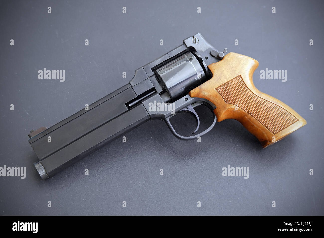 357 magnum Banque de photographies et d’images à haute résolution - Alamy