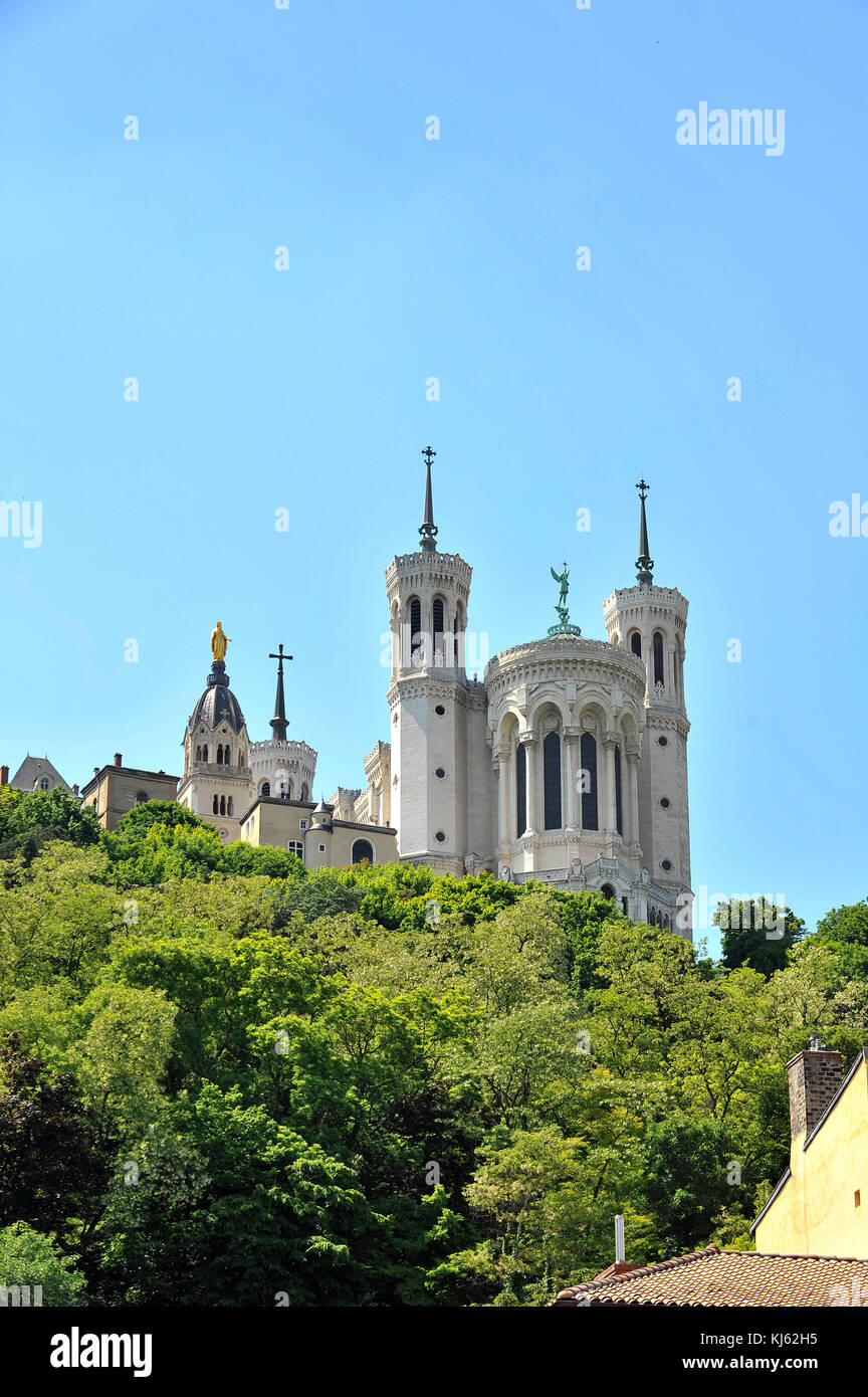 Lyon (sud-est de la France) : Basilique de Notre-Dame de Fourvière ...