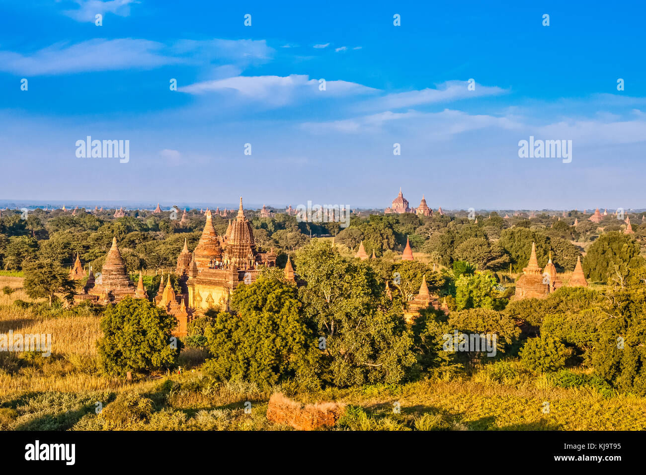 Pagodes Bouddhistes De Bagan Banque d'image et photos - Alamy