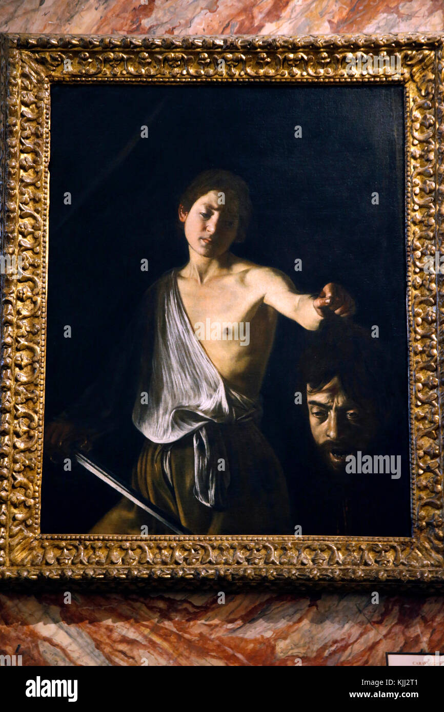 Galerie Borghèse, Rome. Caravaggio, David tenant la tête de Goliath ...