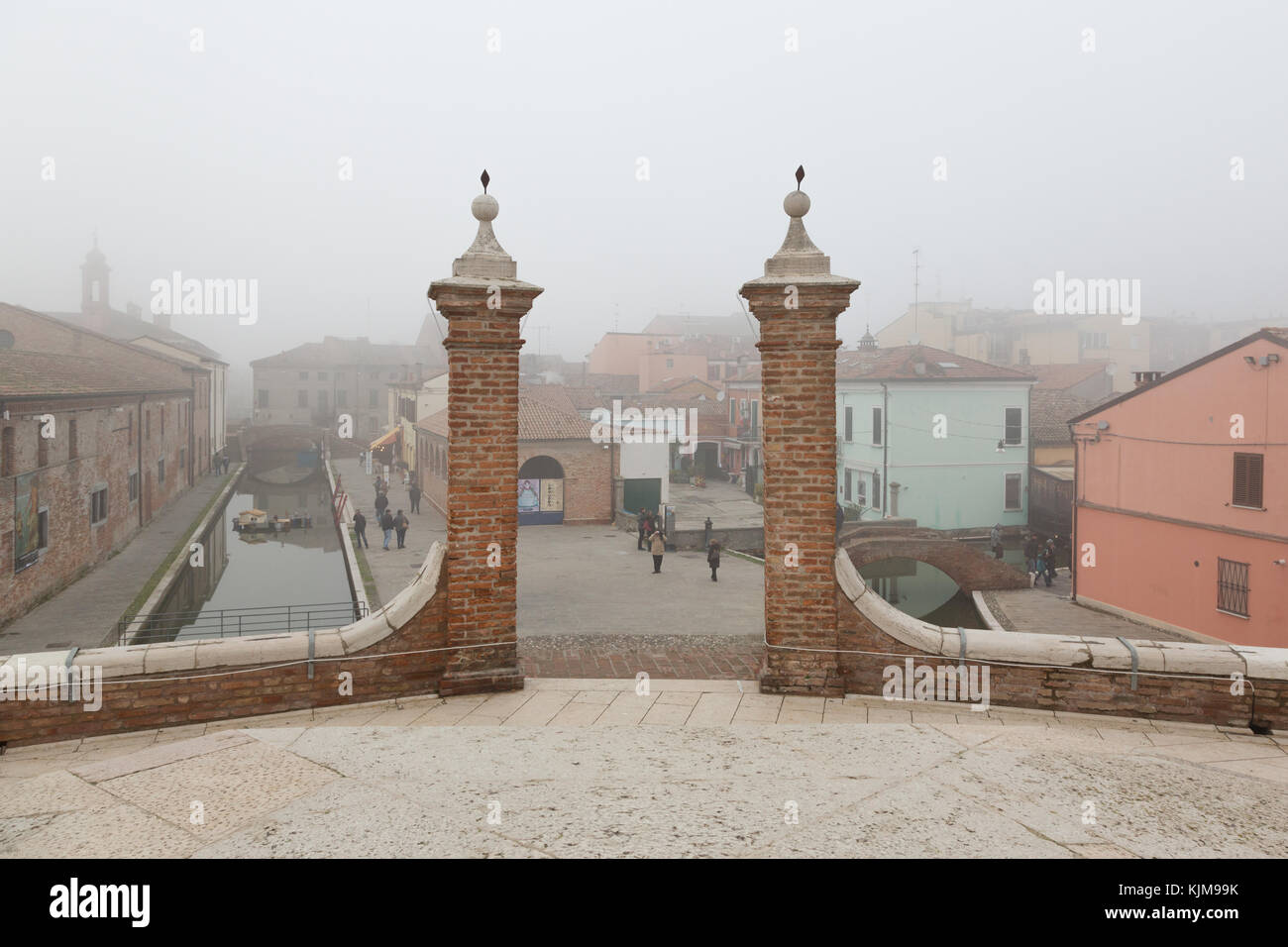 Comacchio (Italie) - caractéristique et fascinante ville historique ...