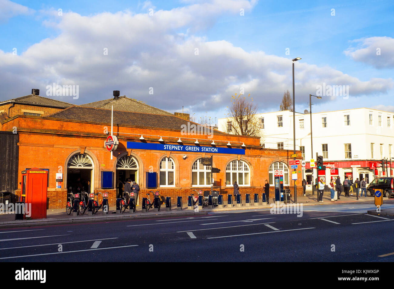 Stepney green tube Banque de photographies et d’images à haute ...