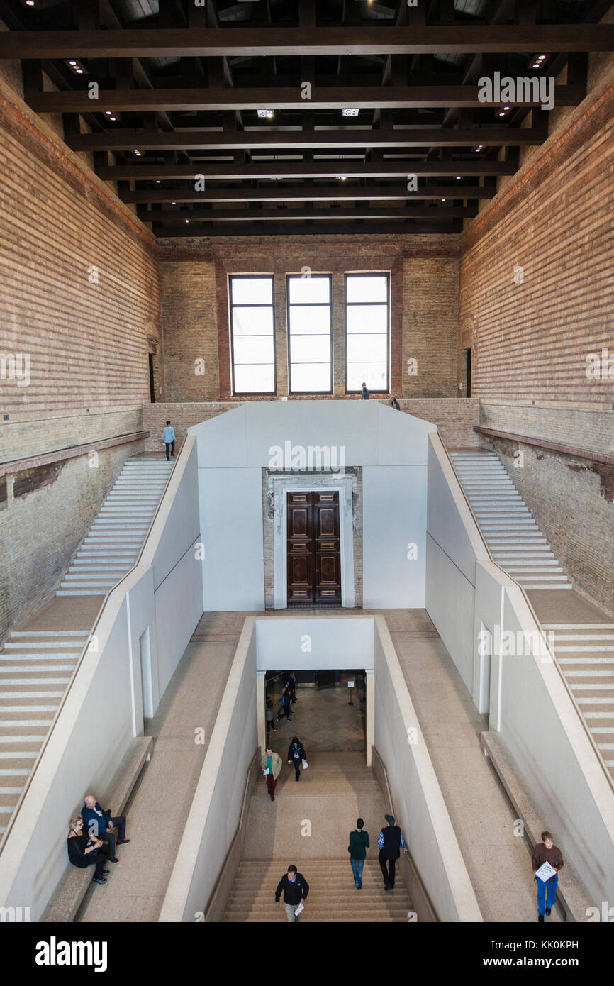 Intérieur de la Neues Museum, Berlin, Allemagne Photo Stock - Alamy