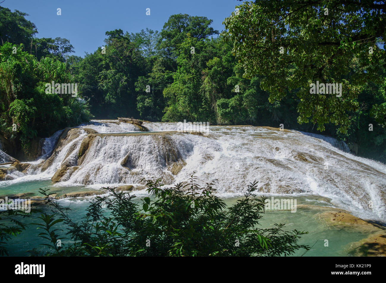 Cascadas de Agua Azul cascades. Agua Azul. Yucatan. Le Mexique Photo ...